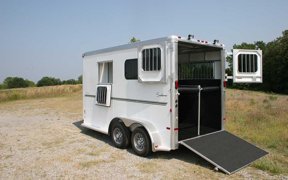 Sundowner Trailer Corporation - Performer Bumper Pull